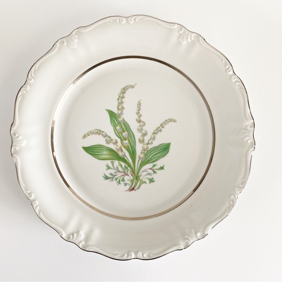 Royal Heidelberg | Dining | Royal Heidelberg Lily Of The Valley Dinner ...